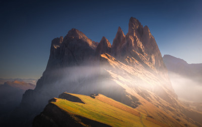 Morning glow by Bing Li