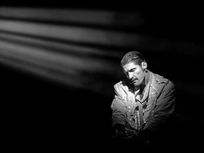 Je vis avec Freddie Mercury by Eric Chatelain