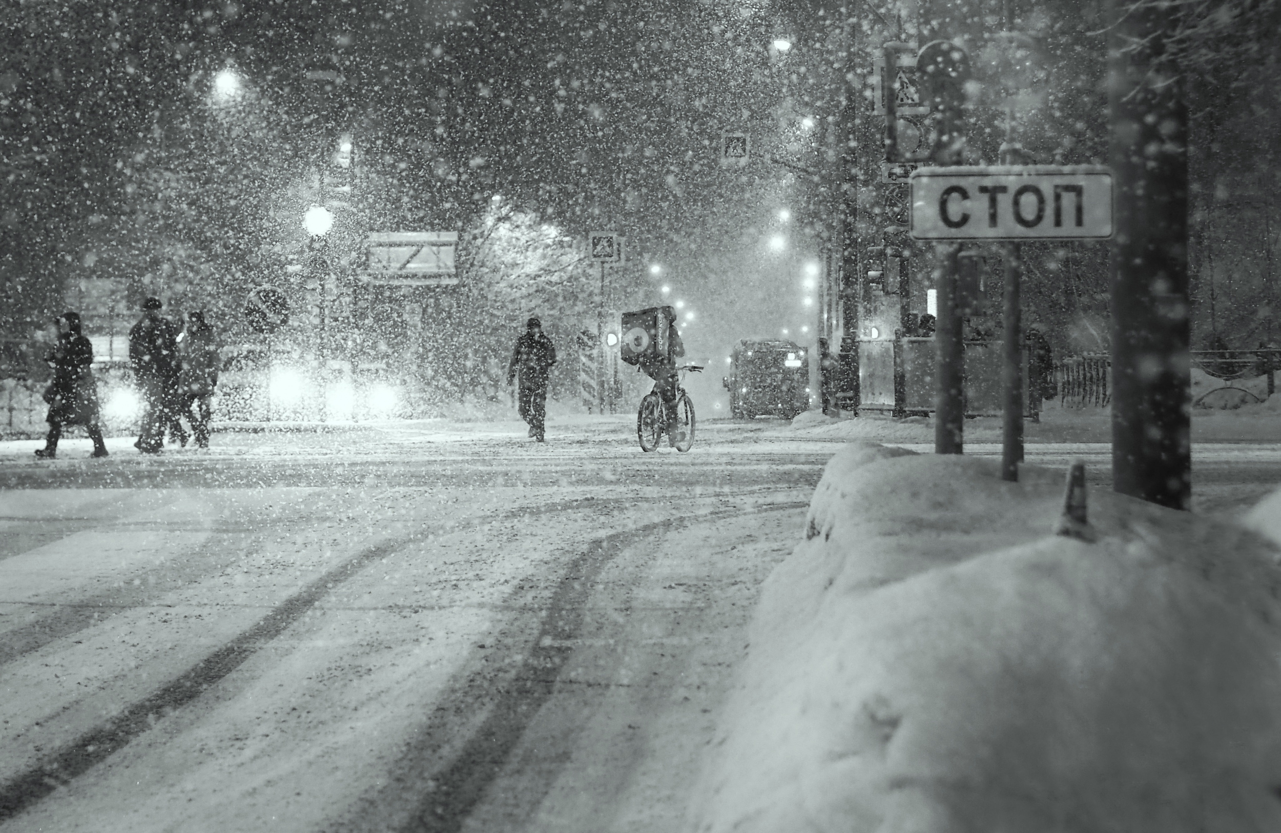 Snow way by Maxim Makunin