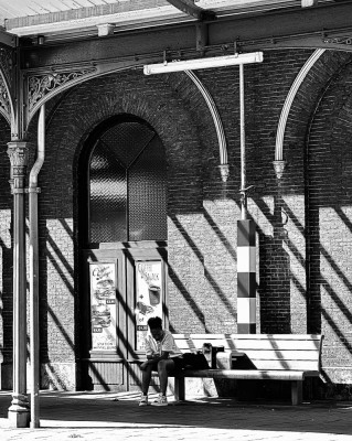 Shadow on the wall by Marc Lentz