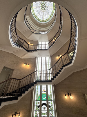 Stained Glass Labyrinth by KIMIO KOBAYASHI
