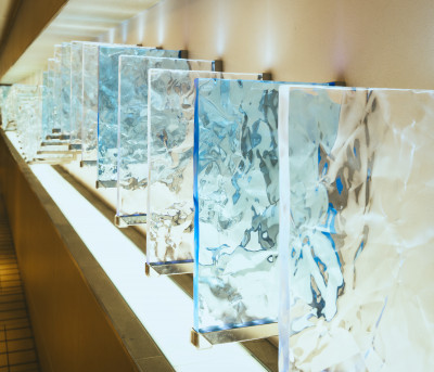 Shining & Wavy Glass Panels by Hitoshi Yamada
