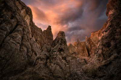 Clay Cliff by Jingshu Zhu