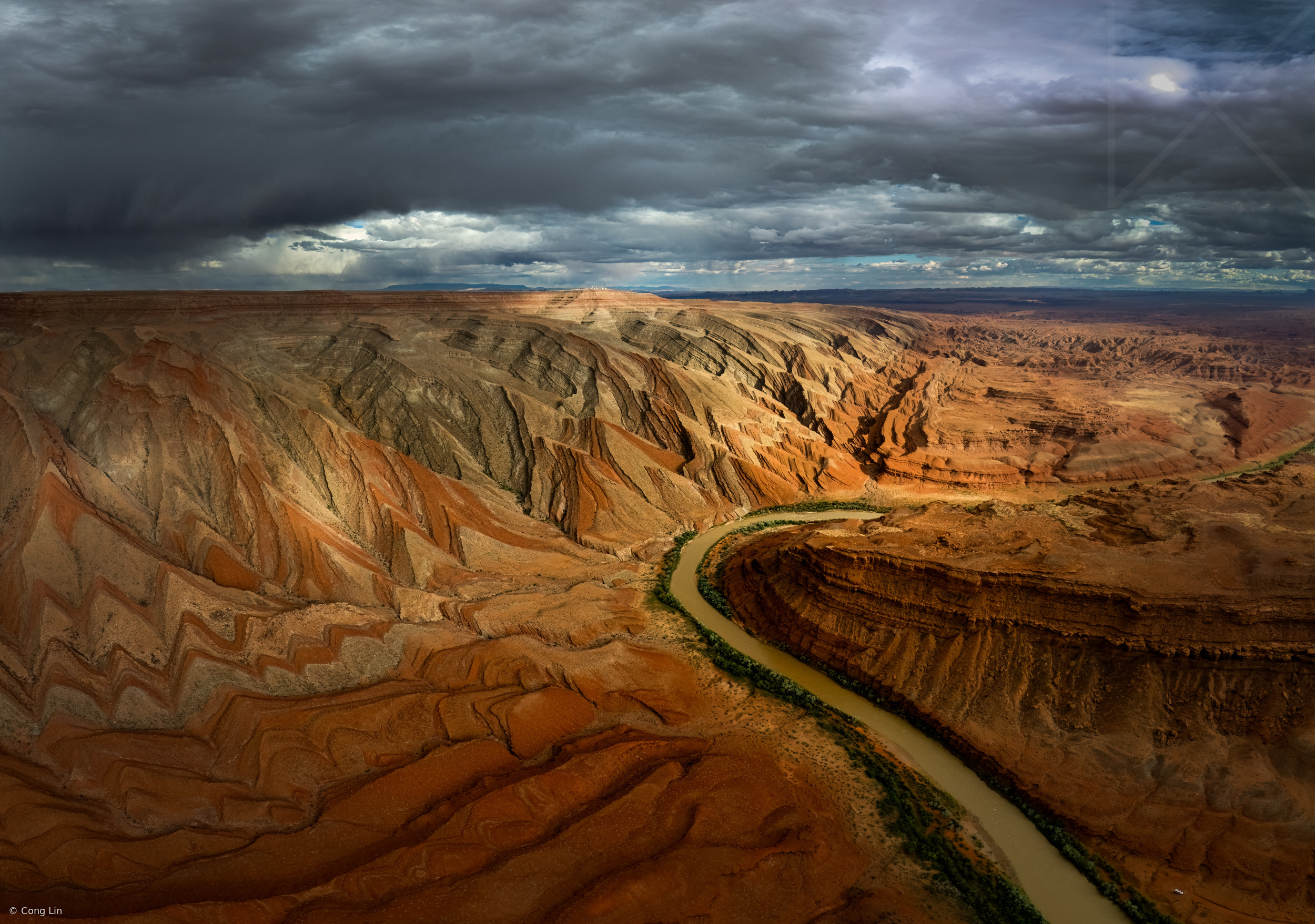 Sandstone formation at utah 2 by Cong Lin