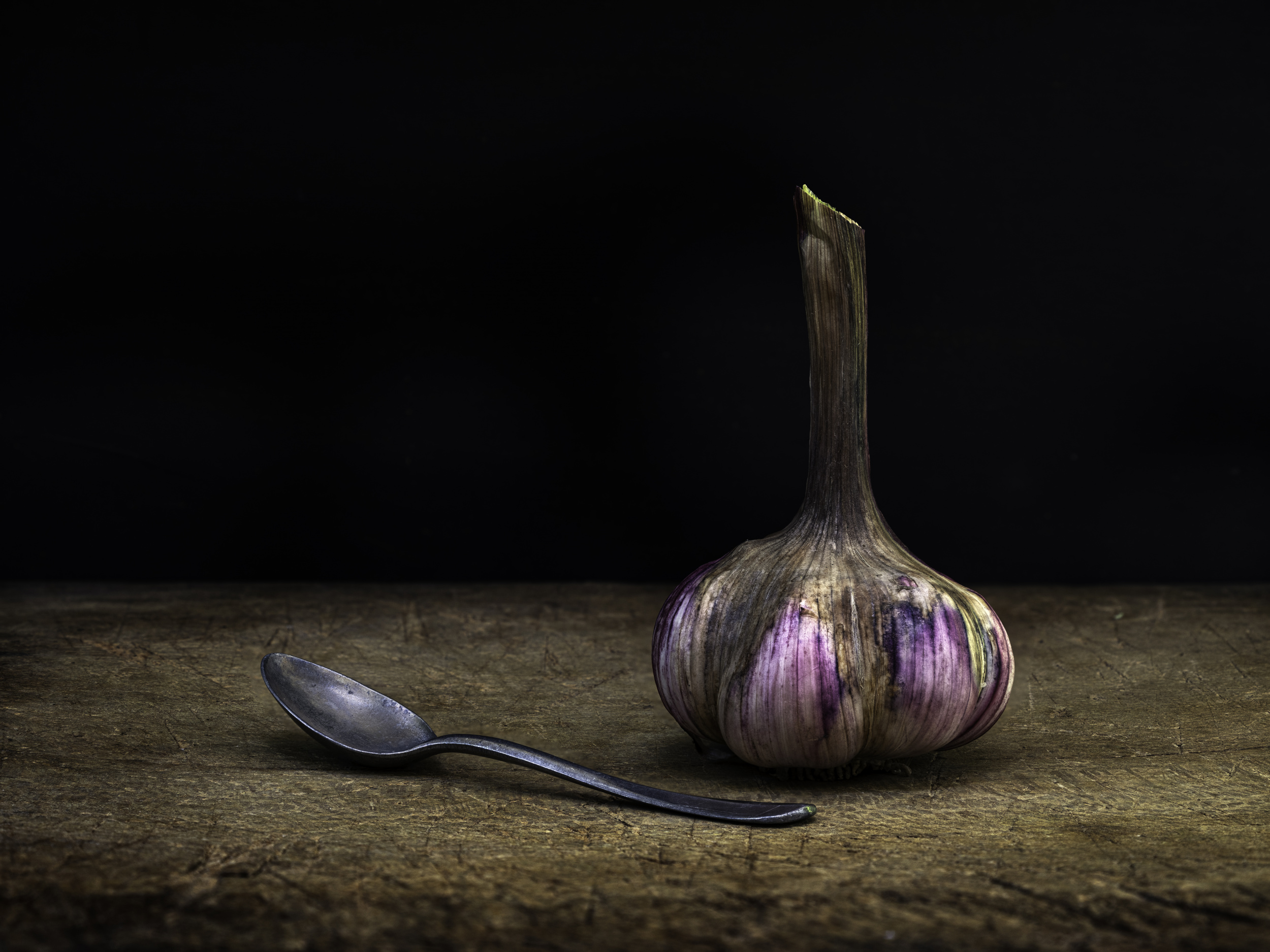 Still Life With Garlic by Christian MARCEL