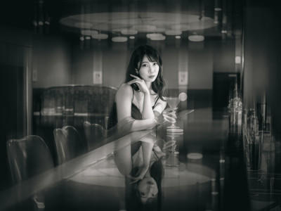 BAR COUNTER AND HER REFLECTION by KEN-ICHI IINØ