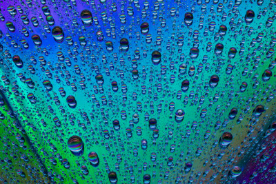 drop explosion by Urs Zimmermann