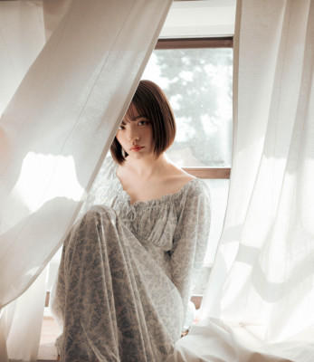 Ethereal Gaze by Hiroyuki Honda